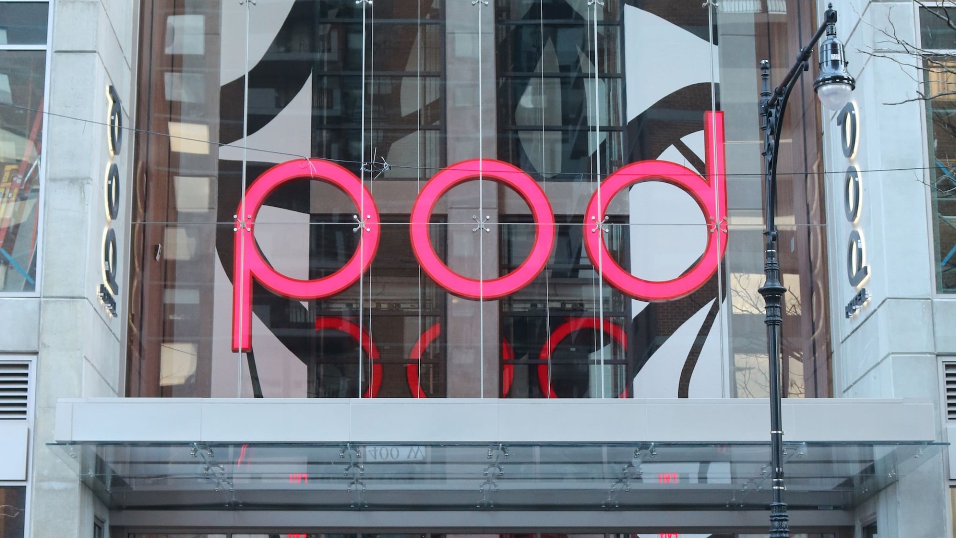 Pod Times Square - Hotellaris - Viajar é Saúde!